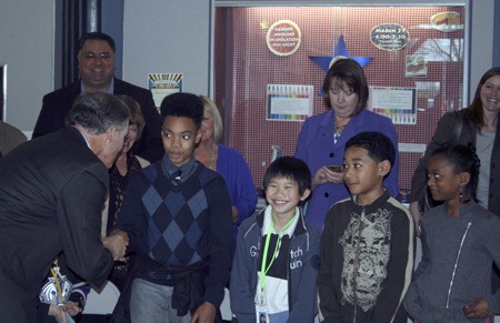 Candidate Inslee calls for innovation in unveiling school plan in ...