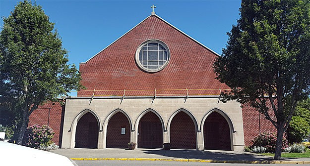 New priest ushers flock into the tech world | Renton Reporter