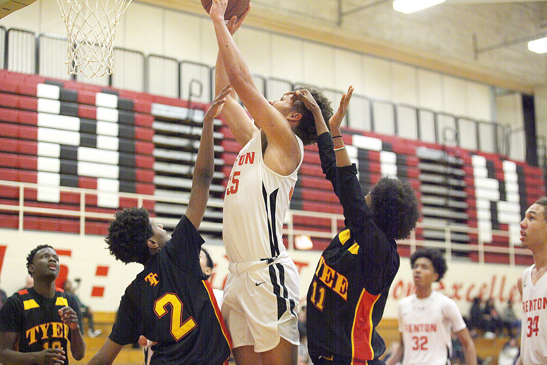 Renton basketball takes win over Tyee | Renton Reporter