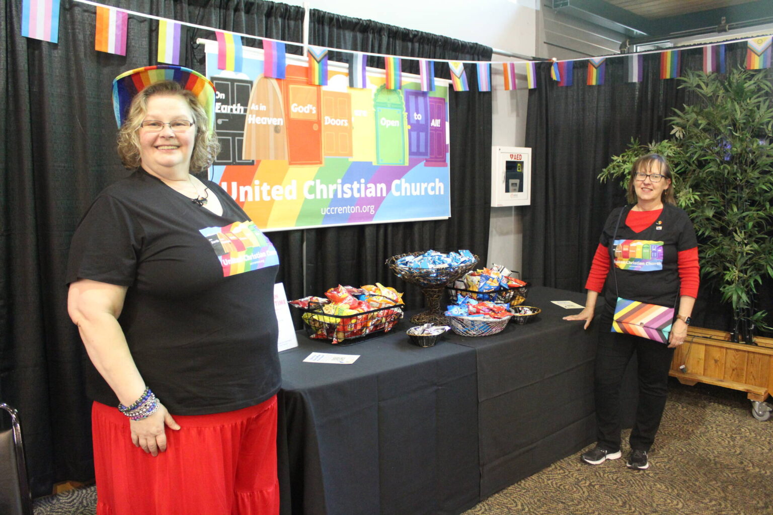 PHOTOS: Sip & Strut with Pride | Renton Reporter