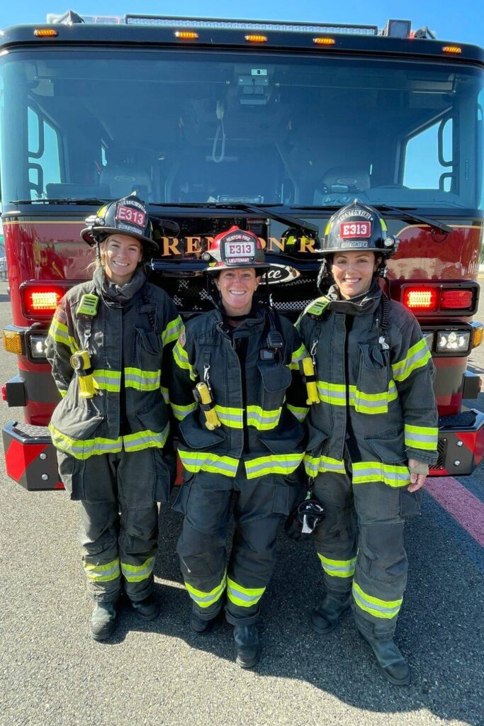 Renton Regional Fire Authority applauds all-women engine crew | Renton Reporter