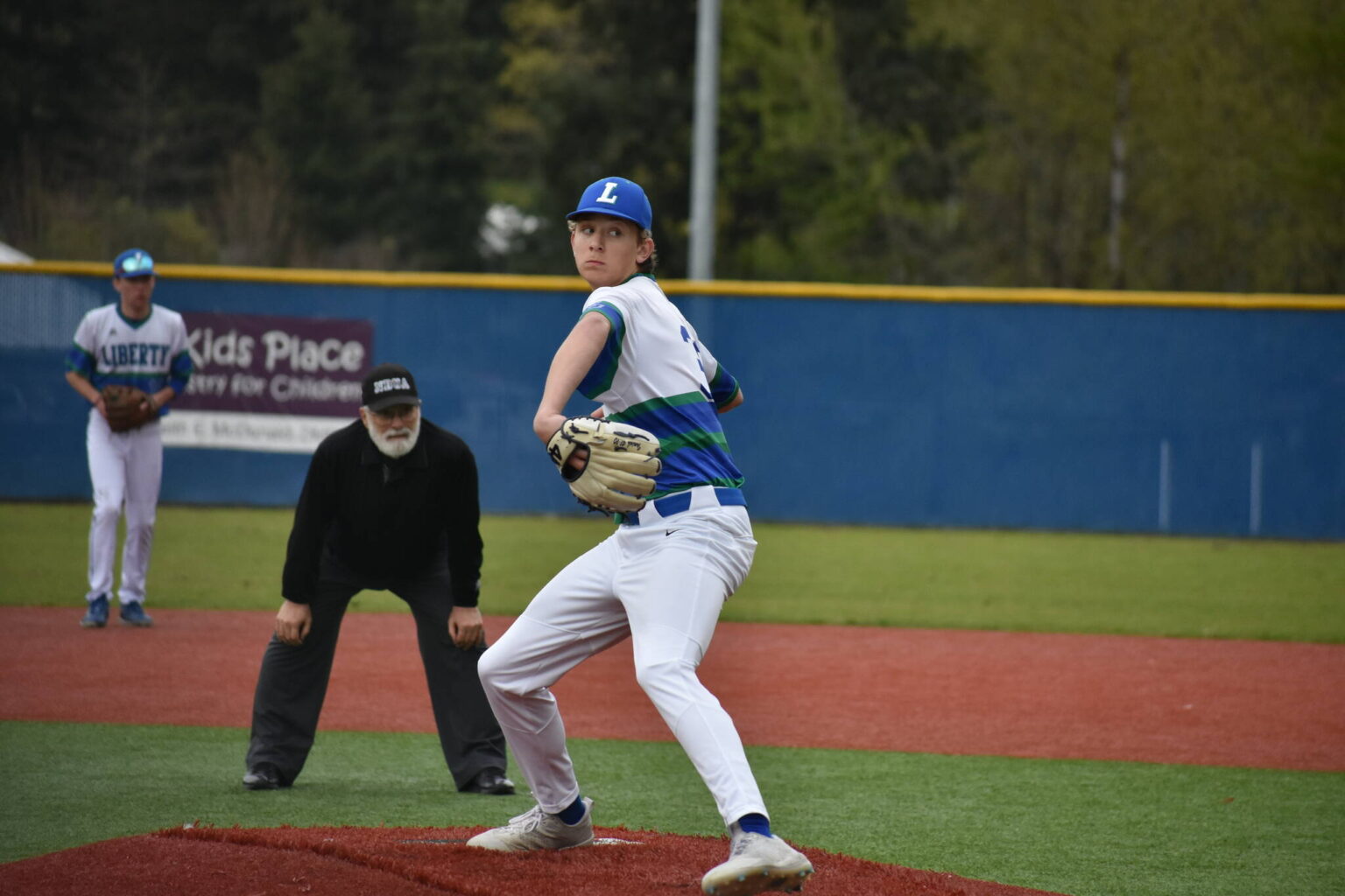 Liberty baseball drops game to first place Lake Washington | Renton ...