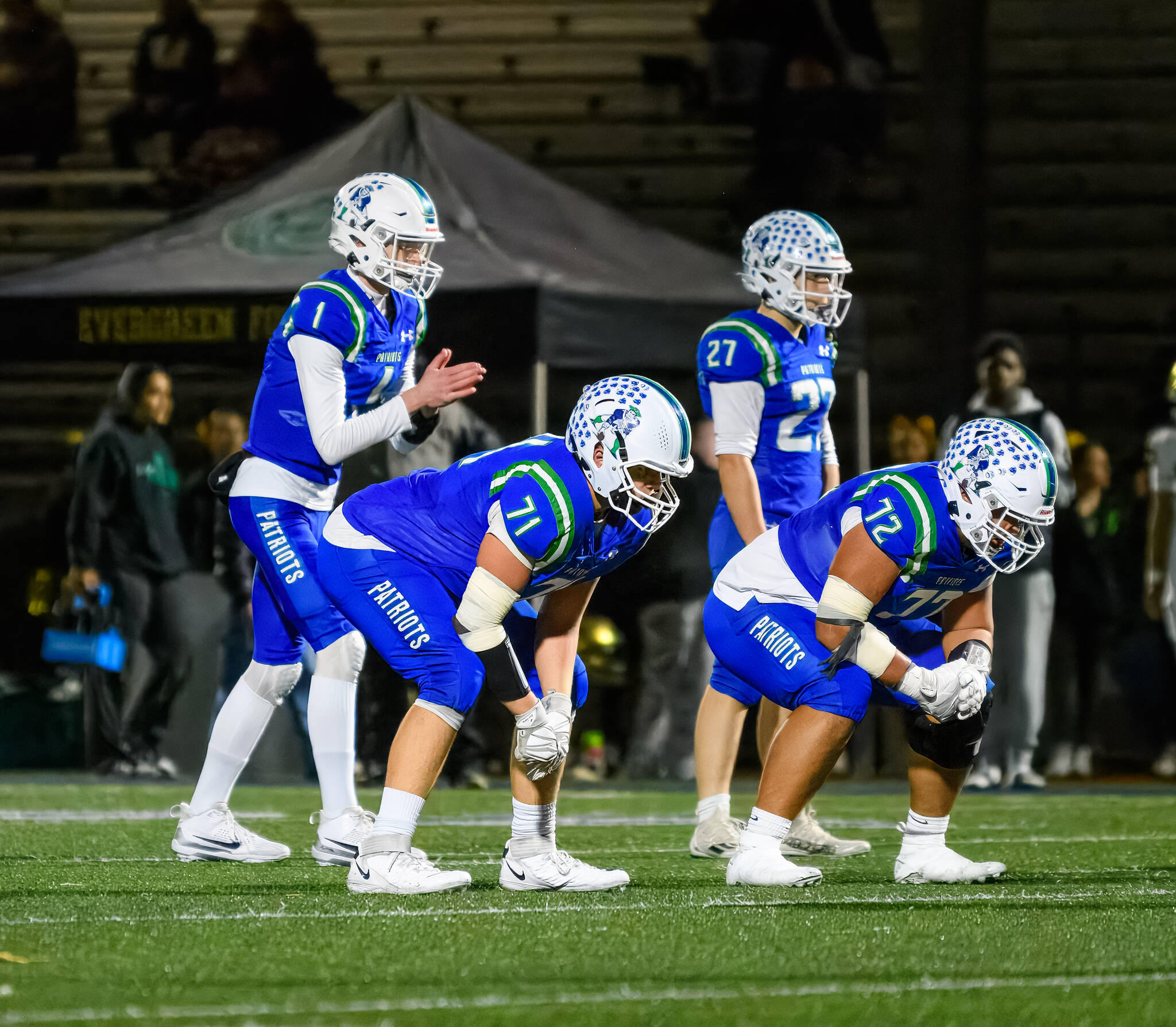 Liberty football back to state after drubbing of Evergreen | Renton ...