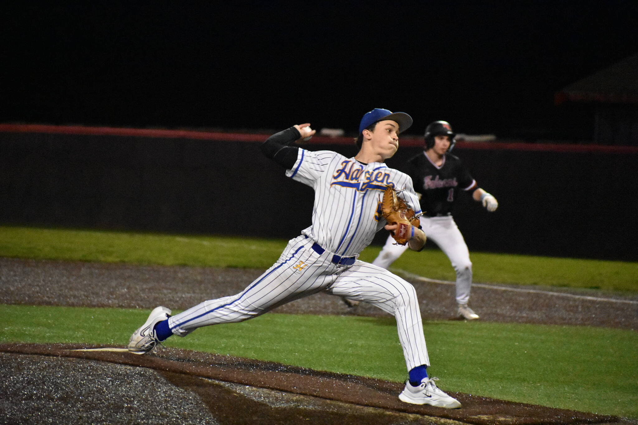 Walk-off wonder: Kyle Tat wins it for Hazen | Renton Reporter